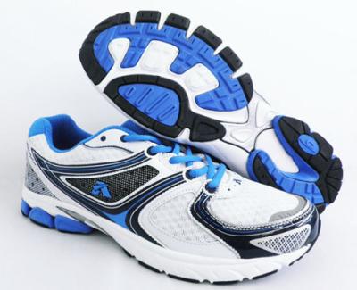 China Blue / Red Lightweight Men Sport Running Shoes For Worldcup 2015 Match for sale