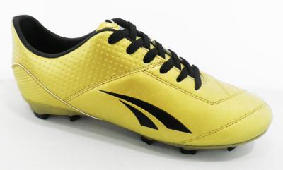 China As sapatas respiráveis do relvado do futebol das crianças personalizaram o OEM de pouco peso à venda
