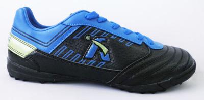 China Hard Ground Men Indoor Soccer Shoes With Waterproof And Breathable for sale
