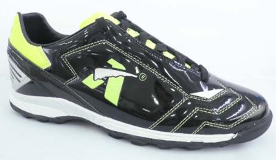 China Different Colors Famous Brand Custom Made Football Turf Shoes for sale