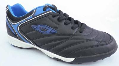 China Custom Made mens blackout football boots , Mens Indoor Soccer Cleats for sale