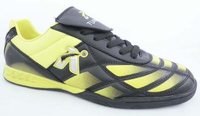 China Custom Made Famous Brand Customized Indoor Soccer Shoes Waterproof for sale