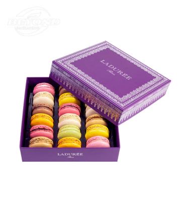 Cina Biscotti al cioccolato a sfuso Macaroon Food Gift Boxes Imballaggi cartacei Per i souvenir di matrimonio di San Valentino in vendita