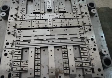 China Professional Custom automotive &electronic Punching Die for sale