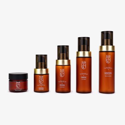China A bomba de imprensa plástica 100ml do frasco do ANIMAL DE ESTIMAÇÃO ambarino engarrafa a garrafa plástica cosmética da loção à venda