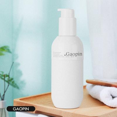 Cina lo sciampo di plastica 6.087oz imbottiglia la timbratura calda della manica di alluminio in vendita