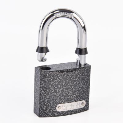 China High Security Safety Padlock 32mm Plastic Painted Iron Padlock for sale