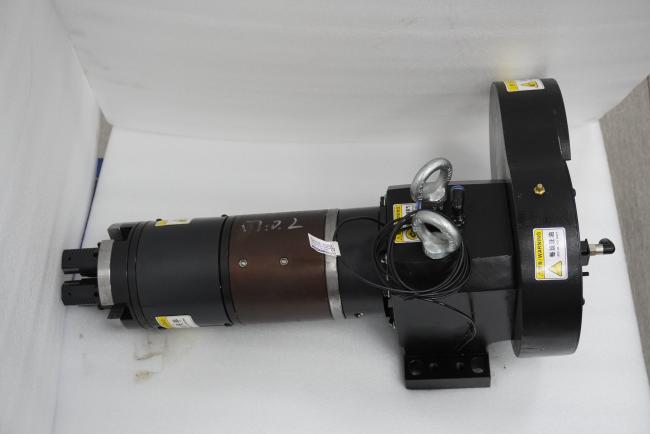 Four-Jaw Double-Action Pneumatic Precision Rotary Feeding Chuck R125s For Metal Processing For Industrial Machinery Laser Cutting Chuck With Wide Clamping Range