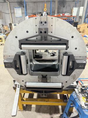 China 290mm Präzisions-Vierkantloch-Vollhub-CNC-Frontfutter für Rohrschneider zu verkaufen