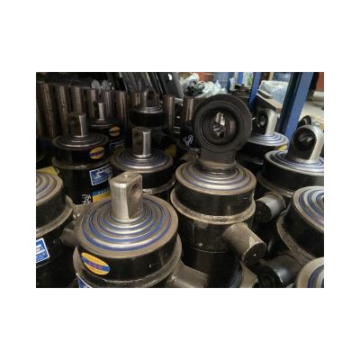 Cina Servizio personalizzato cilindro idraulico per presse 50 tonnellate 150 tonnellate 300 tonnellate MOQ 1 in vendita