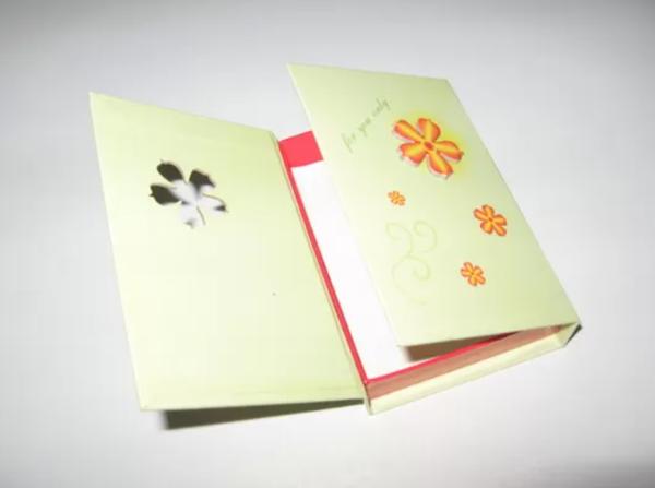 Quality 4C 1C Luxury Paper Gift Box Folding Magnetic Cardboard Gift Box for sale