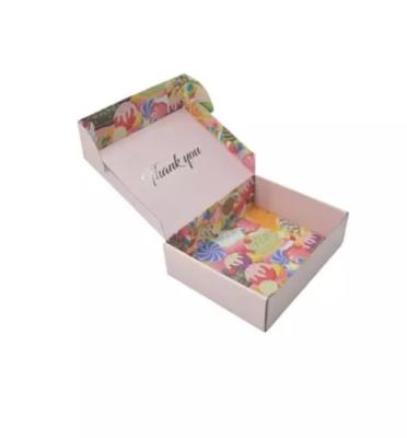 China Customized Cardboard Gift Boxes Folding Gift Boxes For Apparel for sale