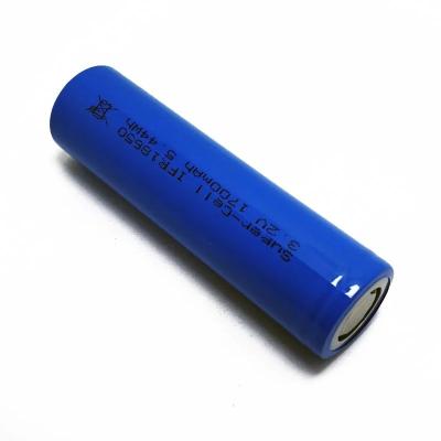 Cina 3,2 cellula cilindrica LiFePO4 delle cellule ricaricabili della batteria di V 18650 3,2 V 1500mah per solare in vendita