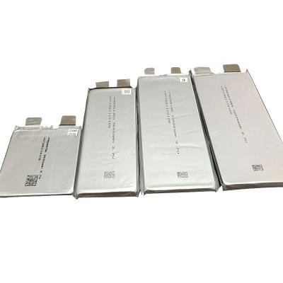 Cina 3,2 batteria 200ah 300ah 400a DIY 10kw 20kw 30kw 40kw EV rv delle cellule di V 100ah Lifepo4 in vendita