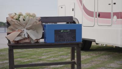 Cina volt a energia solare Marine Rv Battery di stoccaggio 12 del campeggiatore della batteria della barca di 12.8V 100ah 200ah Lifepo4 in vendita