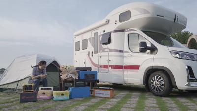 Cina volt a energia solare Marine Rv Battery di stoccaggio 12 del campeggiatore della batteria della barca di 12.8V 100ah 200ah Lifepo4 in vendita