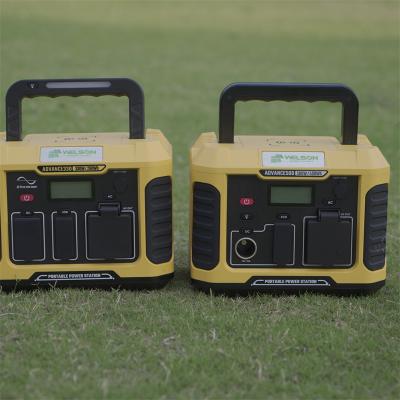 China Multi Function Portable Power Stations For Fridge Emergency Lightweight 12V 25Ah 100w 200w for sale