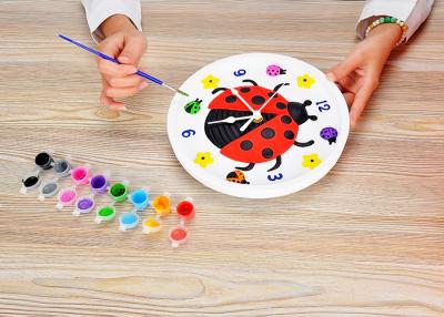 Cina I giocattoli DIY delle arti e dei mestieri dei bambini montano la progettazione adorabile della coccinella dell'orologio del gesso in vendita
