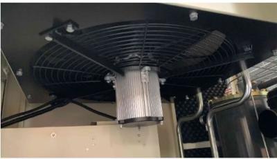 China 75kw Boss Draagbare de Schroefcompressor Industrieel 13.0m3/Min 75dB van het Luchtbeëindigen Te koop