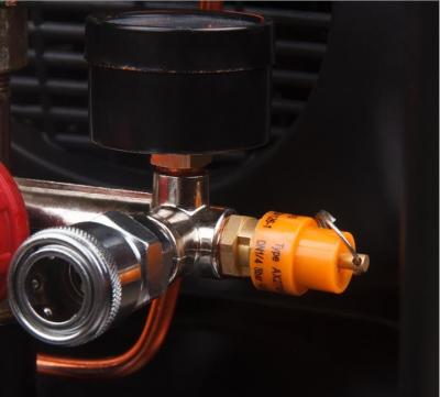 China 19 M3/min 116psi/8bar Capacity Direct Drive Air Compressor With Dual Gaugesv Thermal Design 2HP/2.5HP 1.5KW 50L for sale