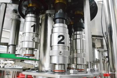 China 4500 Bottles Per Hour Stainless Steel Fill and Seal Roller Sealing Machine With CE ISO9001 for sale