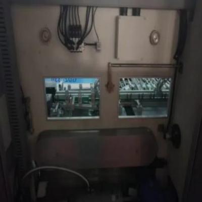 Cina Macchina di cartonatura continua di alta qualità full-auto per tubi/bottiglie/bollicine/penne/lipstick Prodotto Macchina di cartonatura ad alta velocità con dispositivo di selezione dei prodotti di tipo bastone e colla calda in vendita