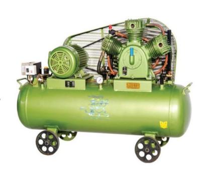 中国 435psi 7.5kw 3ピストン空気圧縮機4hpのベルト 販売のため