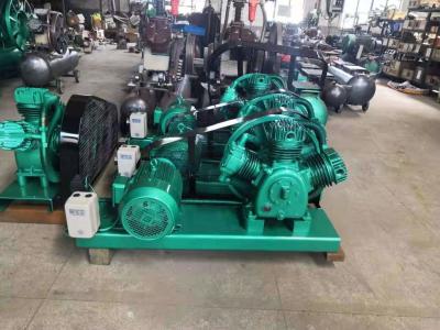 中国 380v 3シリンダー15kw高圧ピストン圧縮機 ドライブ ベルト20Hp 販売のため
