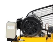 Cina Alta pressione ricambiante senza olio del compressore a pistoni 5.5HP 10bar in vendita