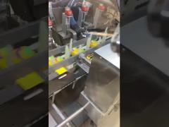 Full-auto High Quality Continuous Cartoning Machine For Tubes/Bottles/Blisters/Pens/Lipsticks Product High Speed Cartoning Machine met stick type producten sorteerapparaat en warme lijm