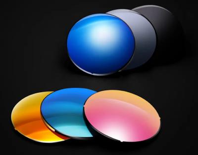 China Customizable Round Optical Glass Filters Colored Glass Filters For Color Separation for sale