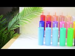 Multicolor Slimny Tumblers con tapas y pajillas 12 Pack 16oz Double Wall Acrylic Tumbler Tall Matte Skinny Tumblers a granel con limpiador de paja gratis Reutilizable