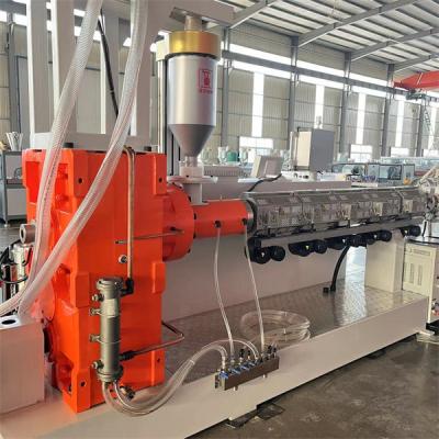 China Μηχανή κατασκευής πλαστικών σωλήνων υψηλής απόδοσης με υψηλή αυτοματοποίηση for sale
