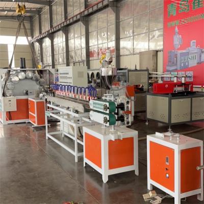 China Automatic PVC Fiber Reinforced Hose Making Machine Flexible Garden Irrigation Pipe Extrusion Line for sale