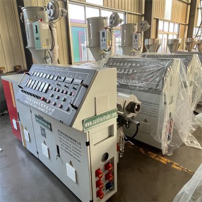 Cina Estrusore a vite singola altamente performante per la produzione di tubi corrugati a doppia parete per tubi da 40-160mm in vendita