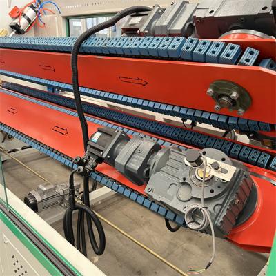 China Linha de Extrusão de Tubos PE com Motor Fabricado em e Tanque de Vácuo de 9 Metros de Comprimento Total SUS304 à venda