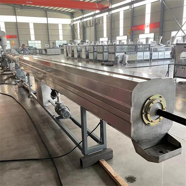 Quality High Density Plastic Pipe Machine PPR Pipe Extrusion Machine 90KW for sale