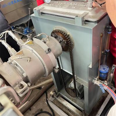 Cina Macchina di estrusione di condotti a spirale in plastica a alta efficienza di produzione in vendita