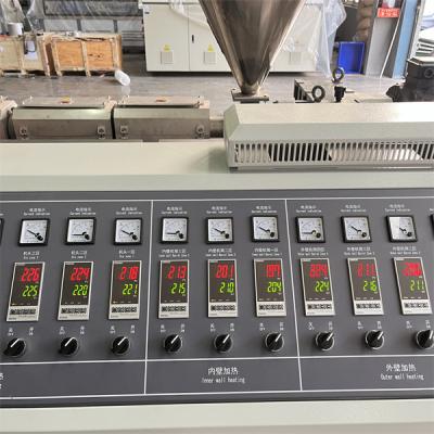 Cina Produzione di tubi di velocità con la macchina per la produzione di tubi corrugati a doppia parete 120-200 kg/h Capacità e velocità dei tubi 5-6m.min in vendita