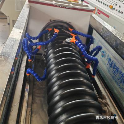 Cina Linea di estrusione per tubi a spirale con diametro interno da 50-200 mm con classificazione completamente automatica e avvolgitore da 100 m/rotolo in vendita