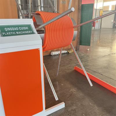 Cina Linea di estrusione tubi a spirale in PE PP con classificazione completamente automatica e avvolgitore da 100 m/rotolo in vendita