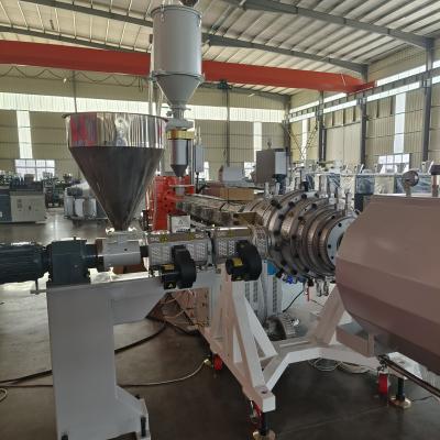 China Machines voor de productie van PE/HDPE-polyethyleen-plasticpijpen/buizen Te koop