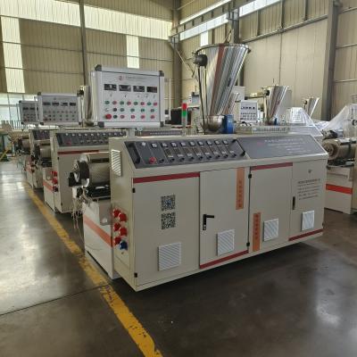 Cina 55kW Potenza del motore principale Estrusore a vite in plastica per l'agricoltura / attrezzature di produzione di linee di tubature elettriche in vendita