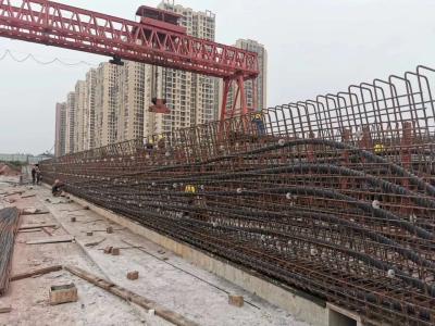Cina 380V 50HZ alimentazione HDPE Carbon Spiral Pipe Machine per l'efficienza della produzione di tubi Pe in vendita