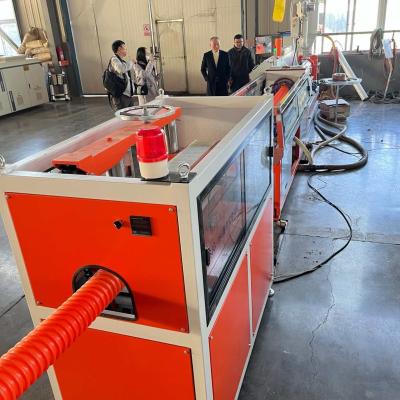 China Sj75/30 Single Screw Extruder  Carbon Corrugated Pipe Extrusion Line for Versatile Pipe Applications for sale