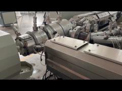 20-110mm Máquina de extrusión de plástico de tres capas 60KW Flexible operar