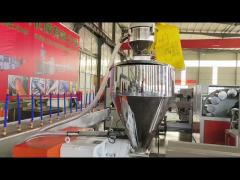 Estrusore per tubi flessibili rinforzati con rete di fibre in PVC, macchina per la produzione di tubi da giardino resistenti alle pieghe