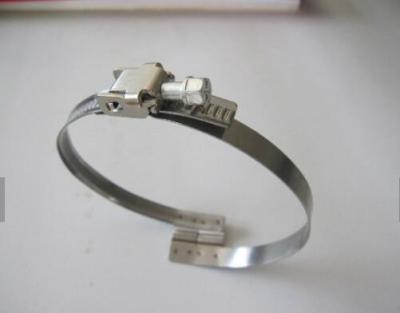 China Quick Locked  Non Perforated Hose Clamps / Bridge Hose Clamps Zinc Plated for sale