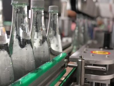Cina macchina di rifornimento delle bottiglie di acqua 3000bph in vendita