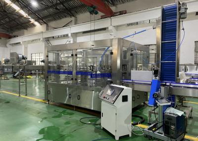 Cina 3 in 1 macchina di rifornimento automatica dell'acqua di gravità 7000bph in vendita